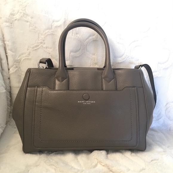 Marc Jacobs | Bags | Marc Jacobs Gray Purse | Poshmark